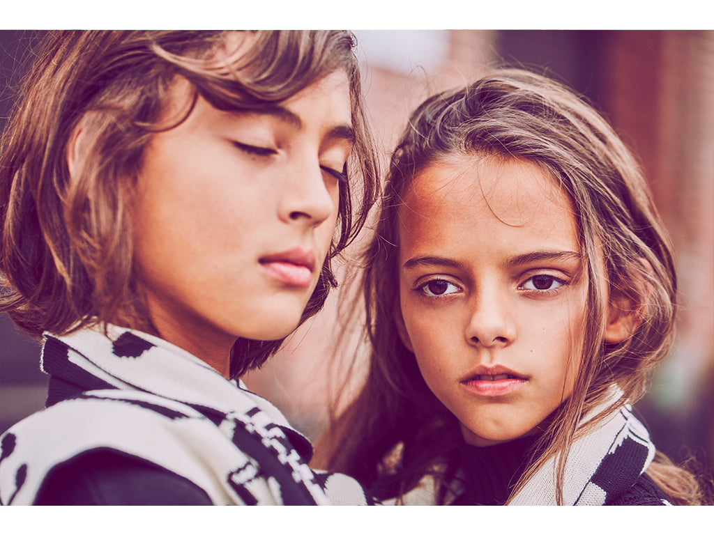 Luna y Sol in fy Magazine – The Little Red Planet